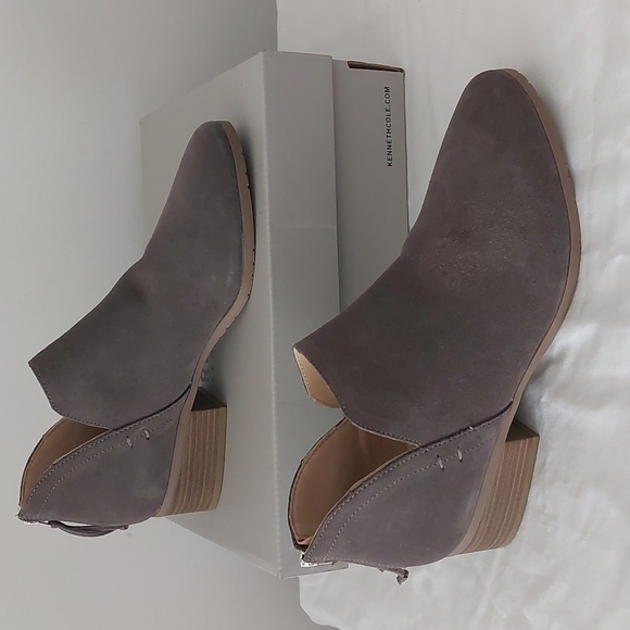 Kenneth Cole Reaction | Shoes | Nwt Kenneth Cole Reaction Booties ...